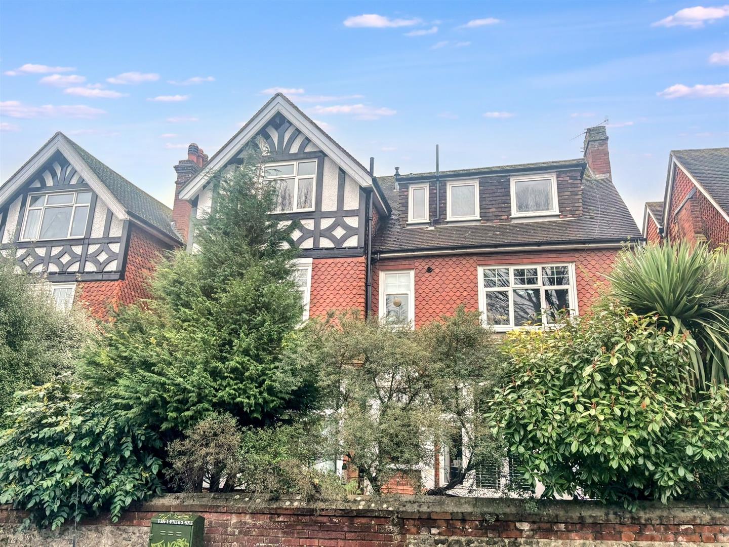 Property Details for St. Annes Road, Eastbourne - Town Property Estate ...